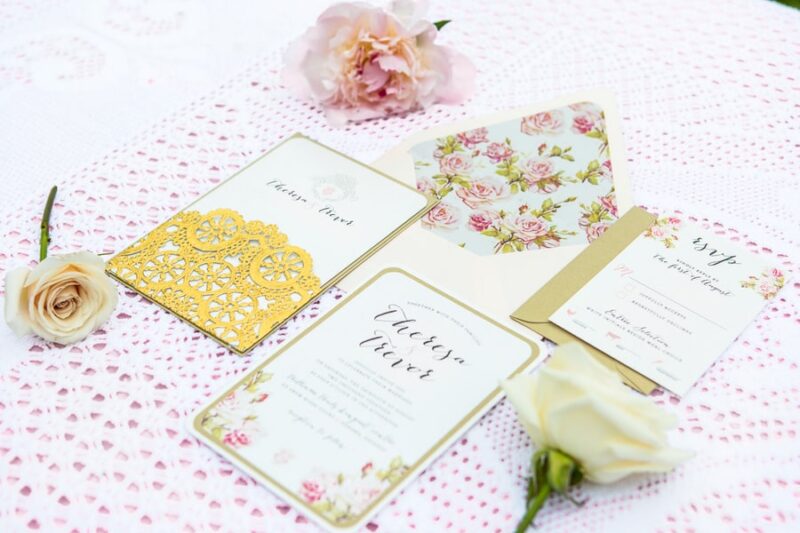 A Blush Pink & Gold Romantic Styled Shoot with Floral Crown Feminine ...