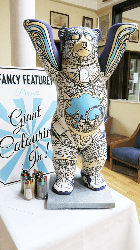 Interactive Art Entertainment | Unique Wedding Ideas Artwork from Fancy ...