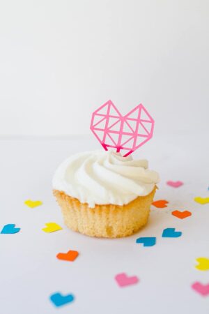 GEOMETRIC HEART CAKE TOPPERS | Bespoke-Bride: Wedding Blog