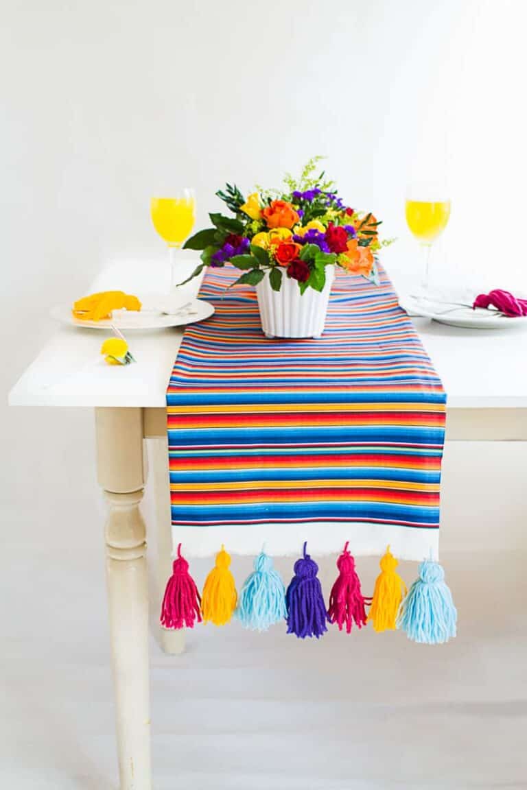 EASY DIY MEXICAN INSPIRED TASSEL TABLE RUNNER | Bespoke-Bride: Wedding Blog