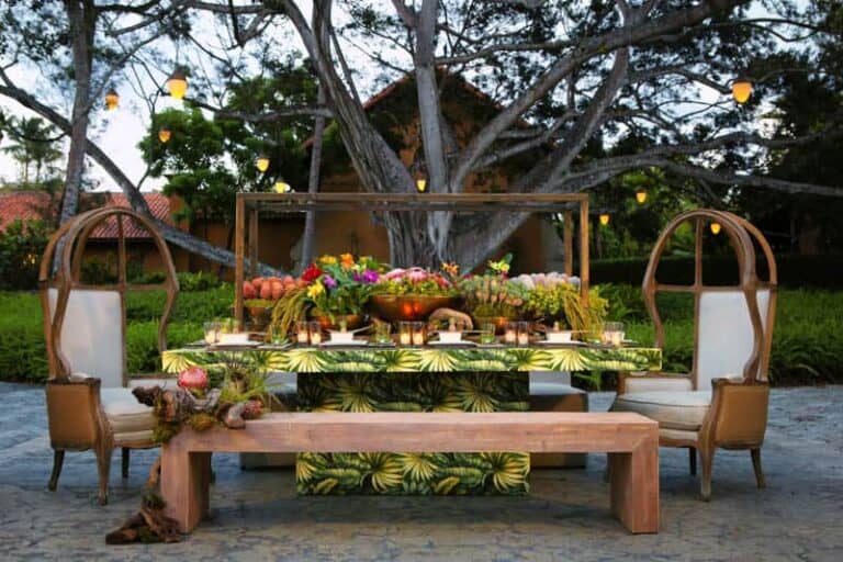 HOW TO TROPICAL TABLE DECOR | Bespoke-Bride: Wedding Blog