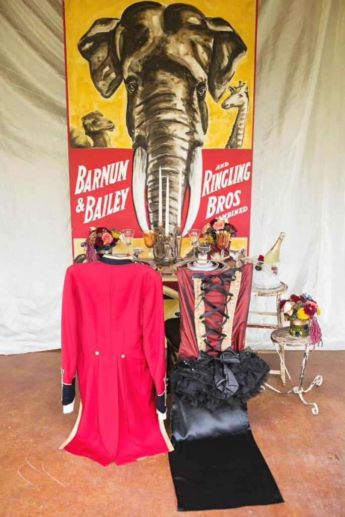 CIRCUS WEDDING INSPIRATION WITH A FUN VINTAGE CARNIVAL THEME | Bespoke ...