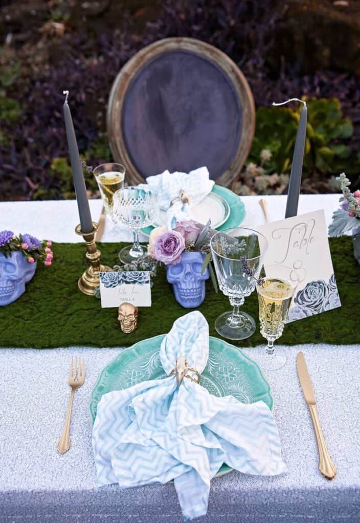 A SPRING STYLE SOIREE WITH A BEAUTIFUL TWIST ON SKULL DECORATIONS ...