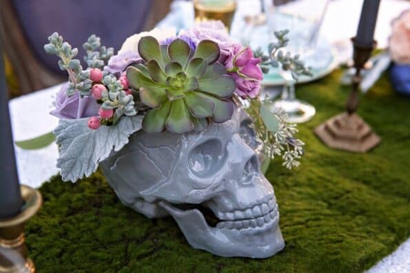 A SPRING STYLE SOIREE WITH A BEAUTIFUL TWIST ON SKULL DECORATIONS ...