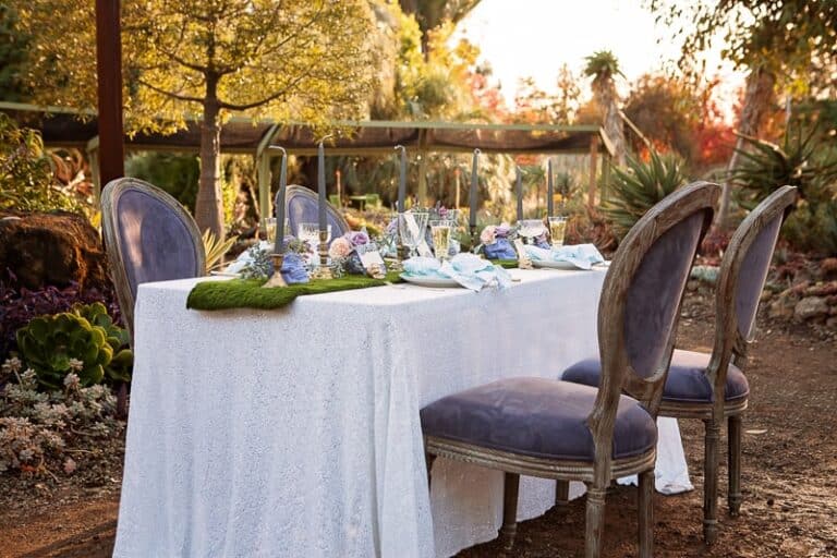 A SPRING STYLE SOIREE WITH A BEAUTIFUL TWIST ON SKULL DECORATIONS ...