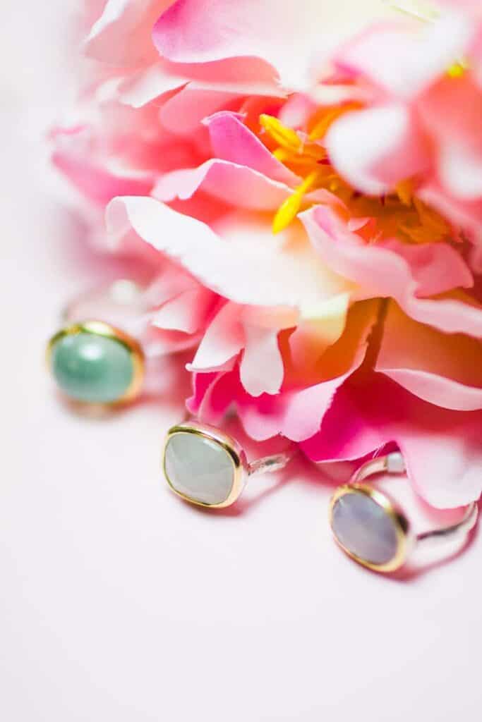 BEHIND THE SCENES WITH ALEXIS DOVE - UNIQUE ENGAGEMENT RINGS INSPIRED ...