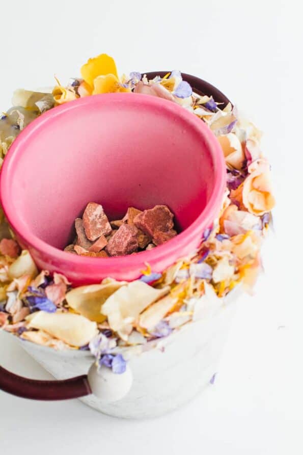 DIY FLORAL CONFETTI ICE BUCKET | Bespoke-Bride: Wedding Blog