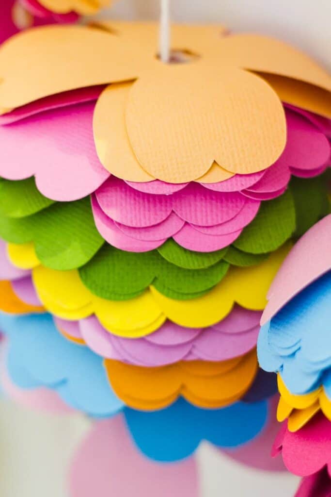 DIY CASCADING FLOWER BACKDROP | Bespoke-Bride: Wedding Blog