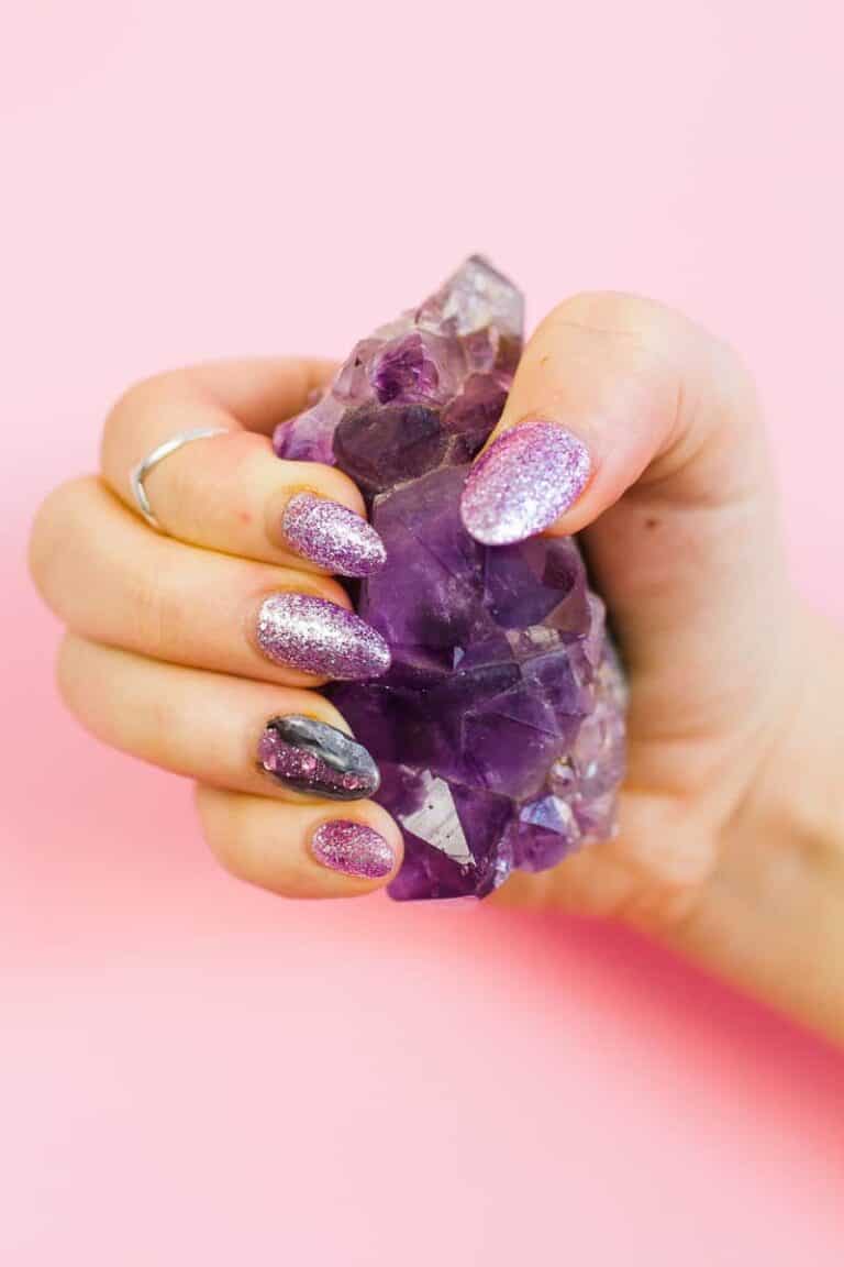 GEODE AMETHYST NAIL TUTORIAL MANICURE DIY | Bespoke-Bride: Wedding Blog