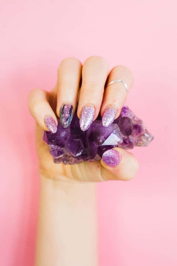 GEODE AMETHYST NAIL TUTORIAL MANICURE DIY | Bespoke-Bride: Wedding Blog