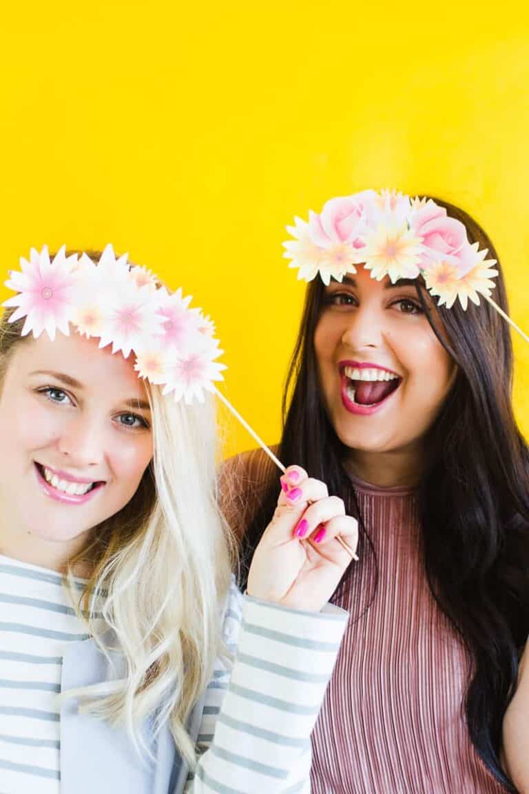 FREE PRINTABLE PHOTO BOOTH FLOWER CROWN PROPS FOR YOUR WEDDING ...