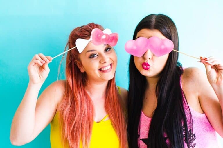 FREE PRINTABLE NEW PHOTOBOOTH SNAPCHAT PROPS FOR YOUR WEDDING ...