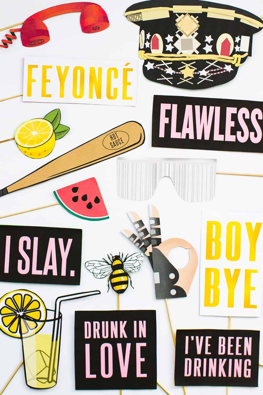 7 MODERN & UNIQUE PROP SETS TO MAKE YOUR PHOTO BOOTH THE COOLEST ...