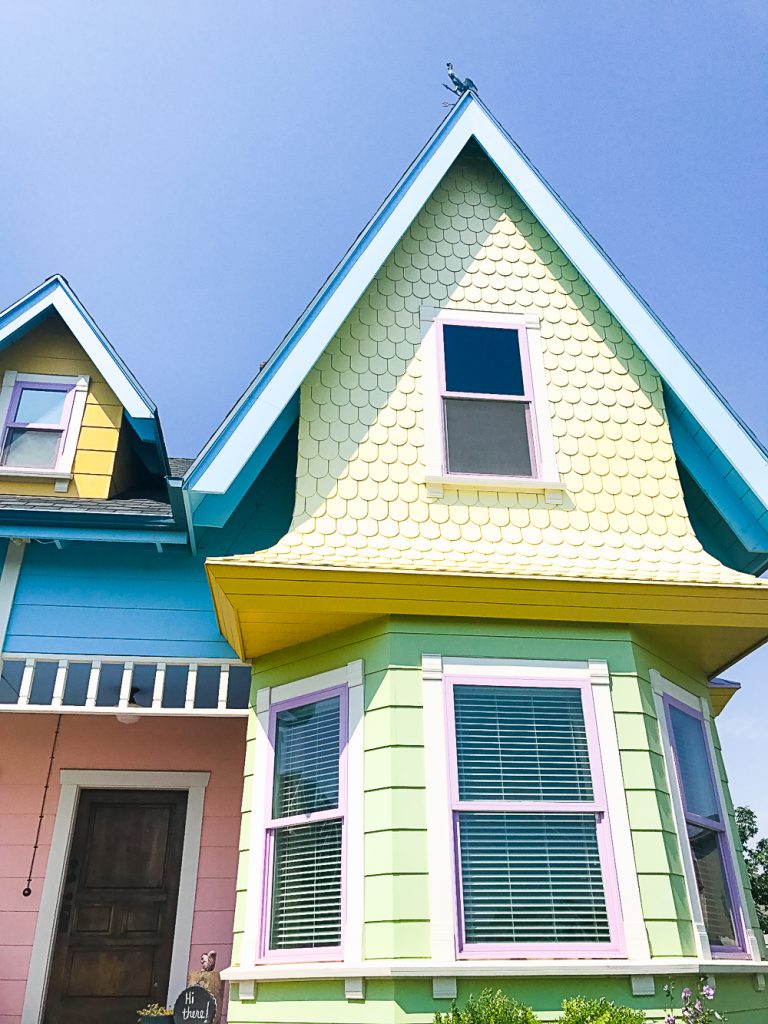 VISITING THE REAL LIFE DISNEY UP HOUSE IN SALT LAKE CITY, UTAH ...