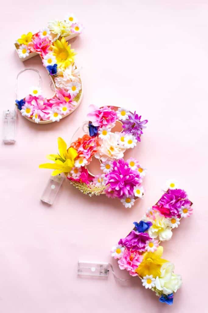 DIY LIGHT UP FLORAL LETTERS WITH ARTIFICIAL FLOWERS FOR YOUR WEDDING ...