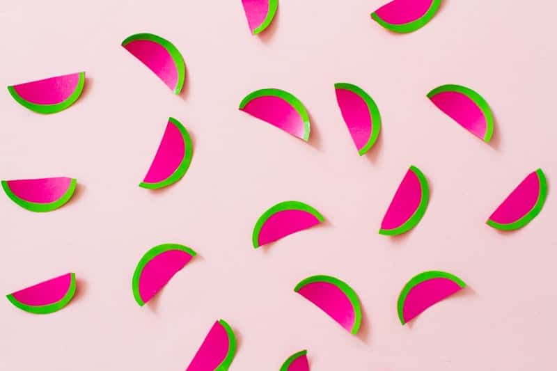 DIY WATERMELON PLATES FOR A FRUIT THEMED TROPICAL PARTY | Bespoke-Bride ...