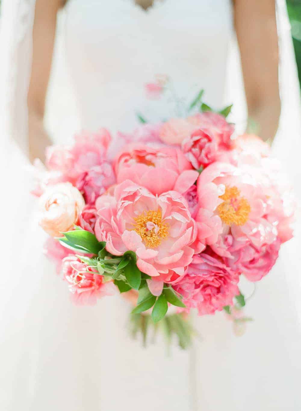 BRIGHT AND COLOURFUL TROPICAL WEDDING INSPIRATION IN SANTA BARBRA ...