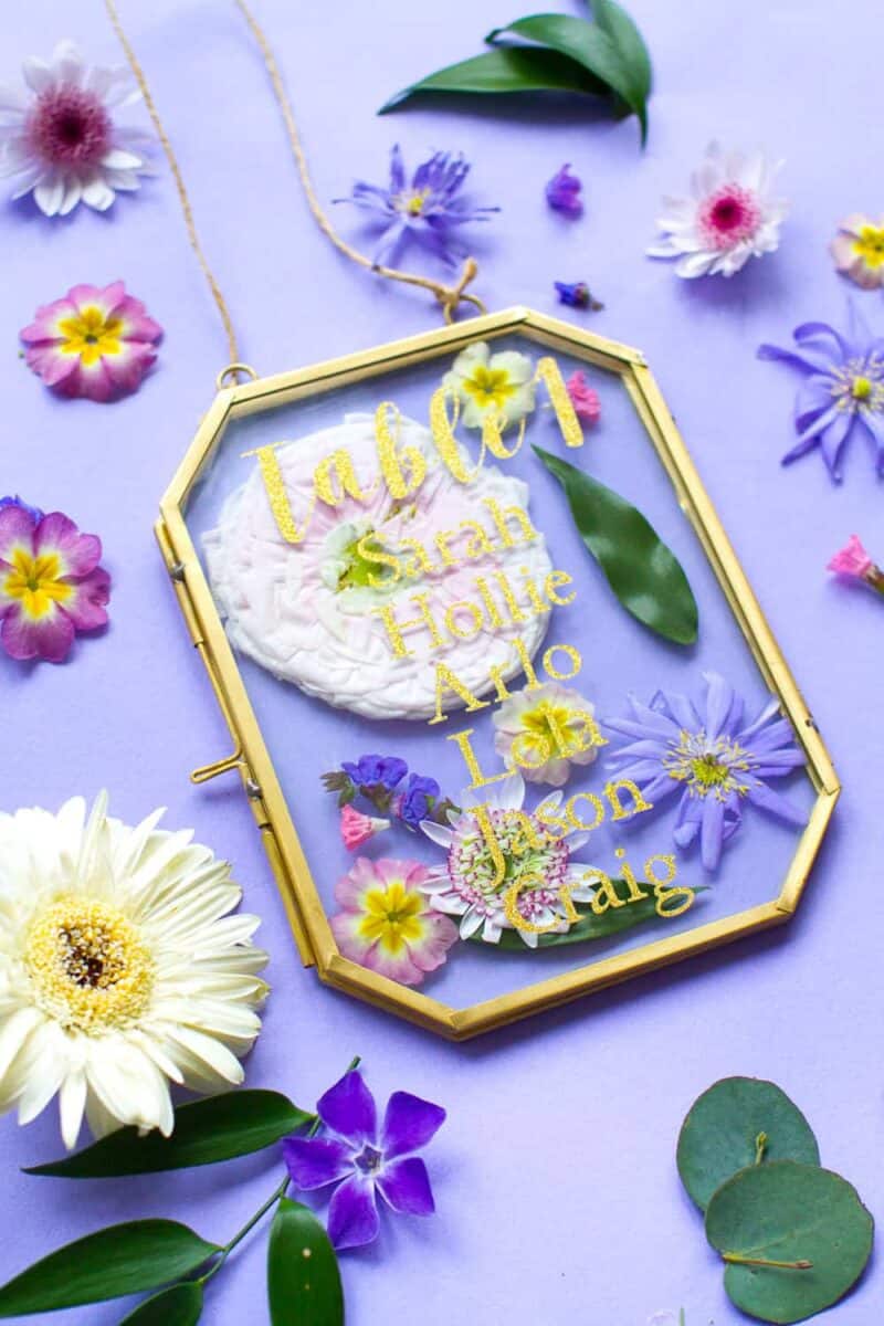 DIY PRESSED FLOWER SEATING CHART THE PERFECT FESTIVAL WEDDING TABLE ...