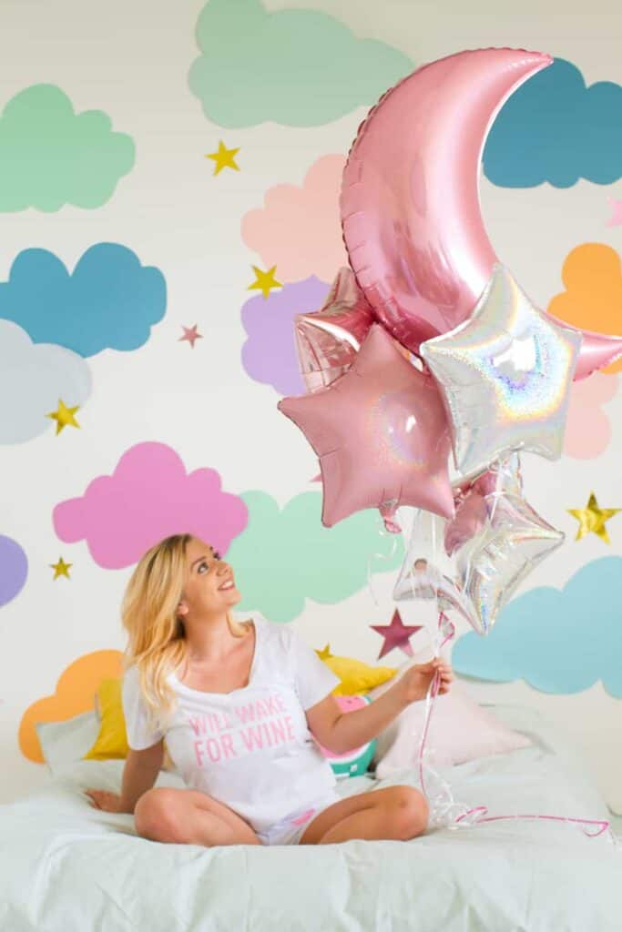 DIY THIS DREAMY CLOUD & STAR BACKDROP + SEE A SNEAKY PEEK OF OUR NEW PJ ...