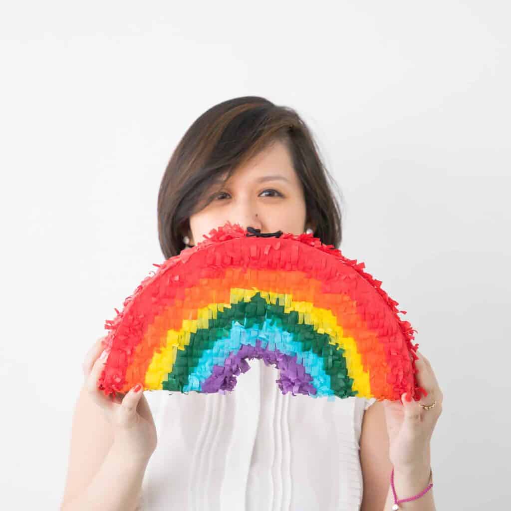 MAKE THIS FUN RAINBOW PIÑATA | Bespoke-Bride: Wedding Blog