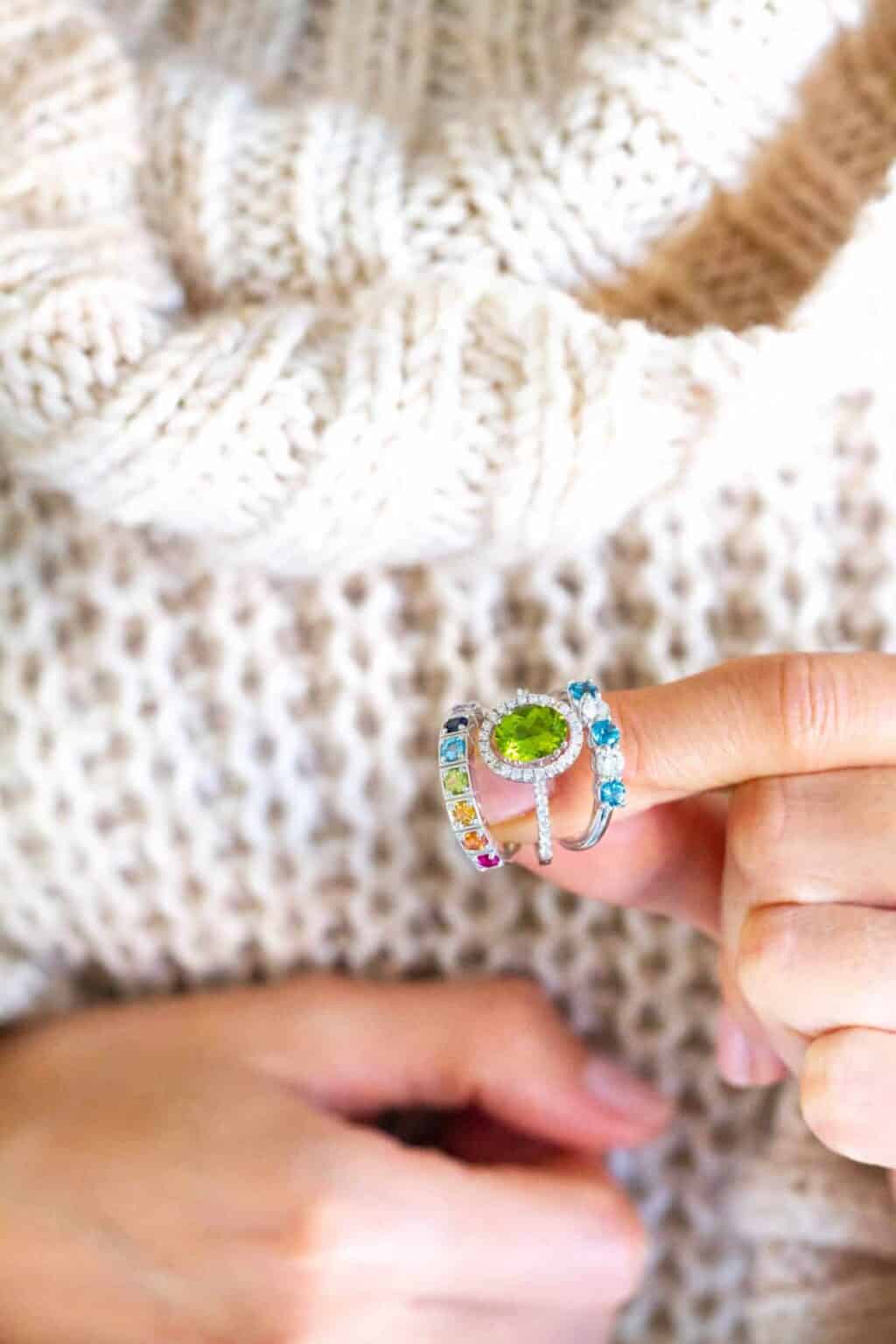 ADD A *POP* OF COLOUR TO YOUR WEDDING OUTFIT WITH THESE PIECES OF ...