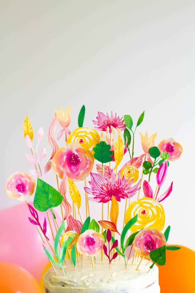 DIY FLORAL CAKE TOPPER PRINTABLE FOR BIRTHDAYS MOTHERS DAY WEDDINGS ...