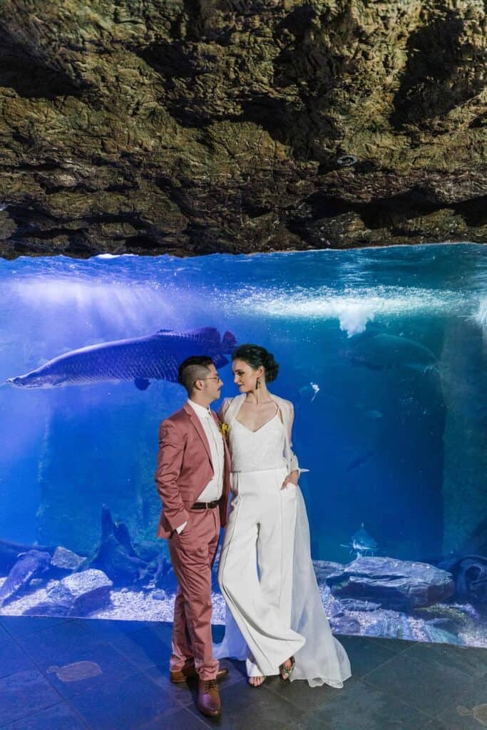 MICRO-WEDDING AT DALLAS AQUARIUM | Bespoke-Bride: Wedding Blog
