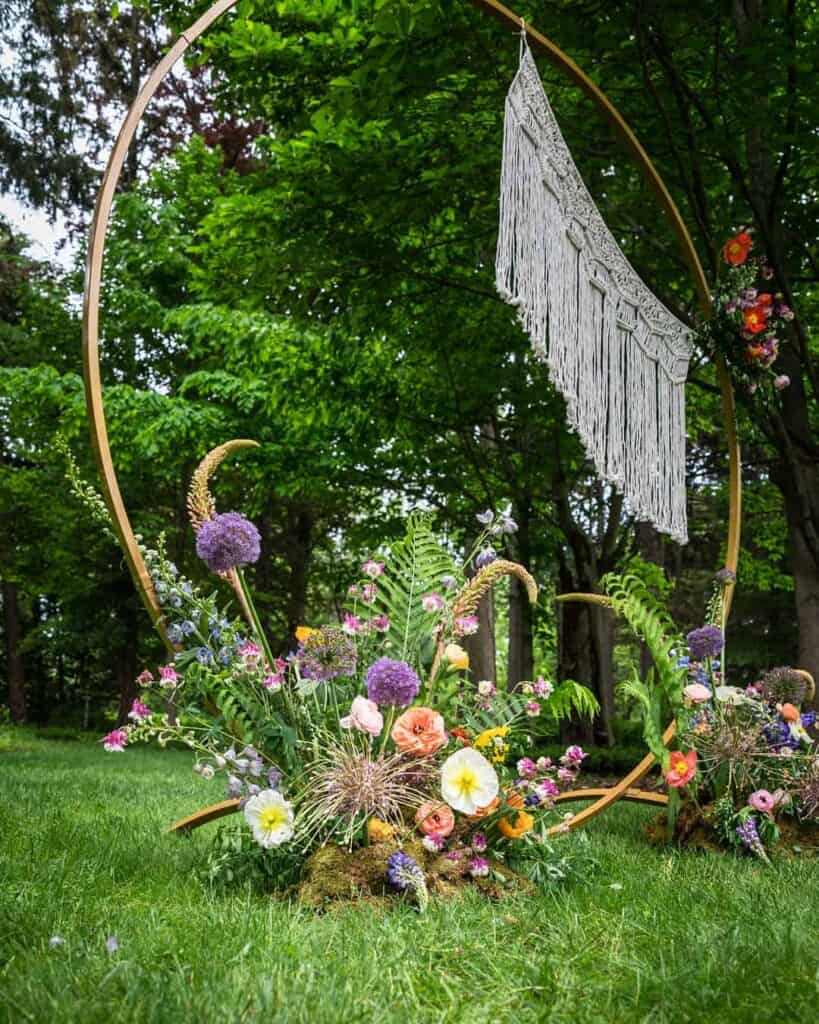 INTIMATE GARDEN WEDDING INSPIRATION WITH MACRAME CEREMONY ARCH BACKDROP ...