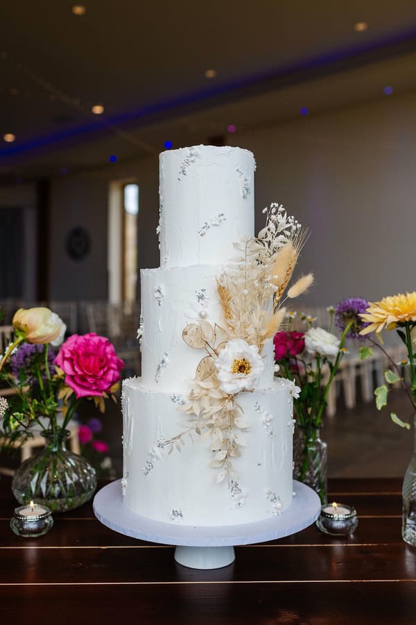 A Rustic Pastel-Inspired Styled Shoot at The Outbarn in the Ribble ...