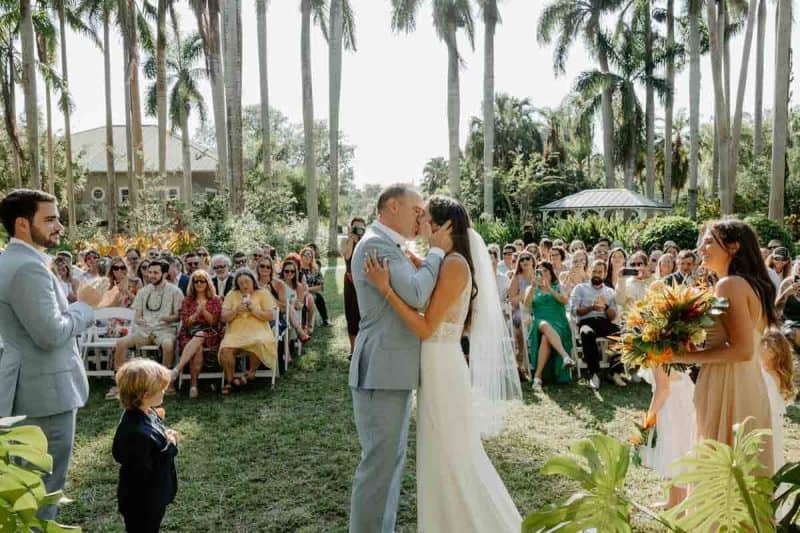 A Romantic April Wedding at a Botanical Park in Florida + Pro Planning ...